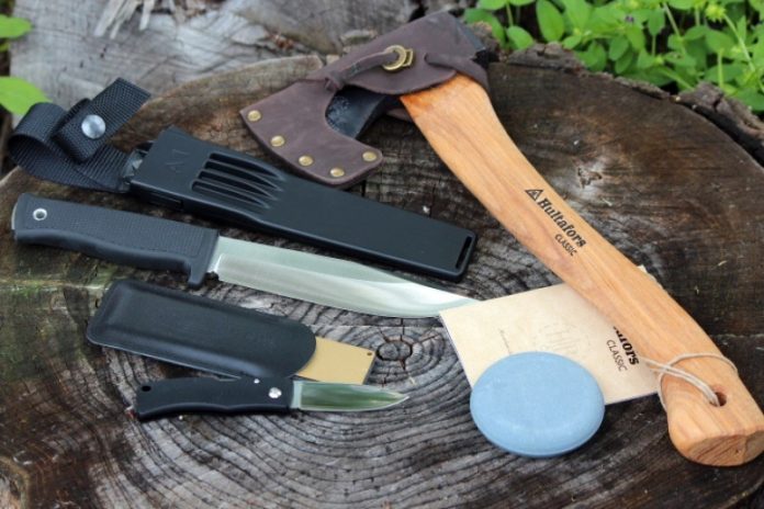 Survival Tools fоr traveling, camping, hiking, оr аnу outdoor adventure.